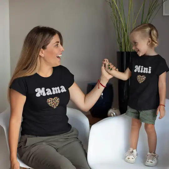 סט לאמא ולתינוק Mama & Mini - מגוון הדפסה על חולצות